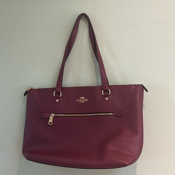 Coach | Bags | Burgundy Coach Gallery Tote Bag Excellent Condition Non ...